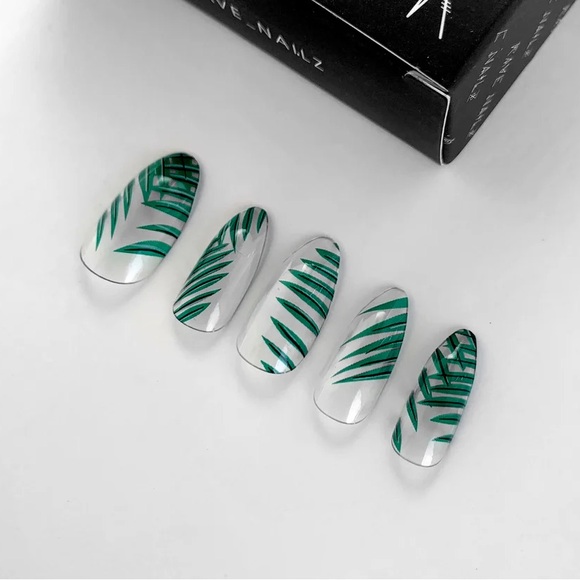 Dolls Kill | Makeup | Rave Nails Palmy Nailz Tropical Palm Tree Leaves ...